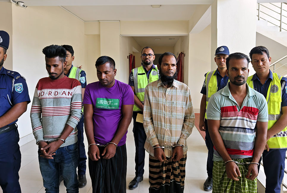 দিনাজপুরে ডাকাত চক্রের ৪ সদস্য গ্রেফতার